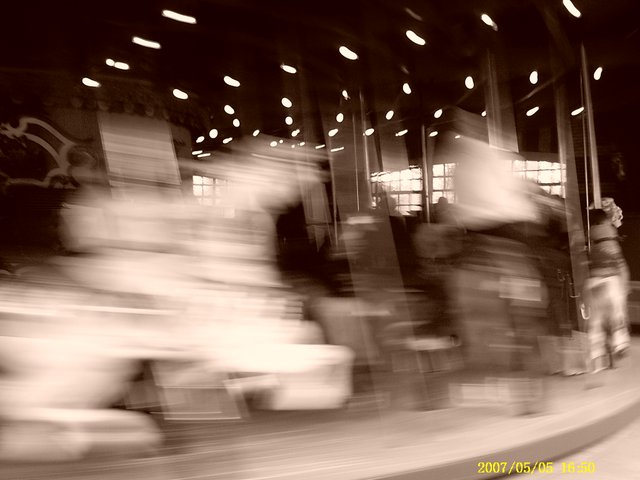 Photo Entry Blurry Childhood